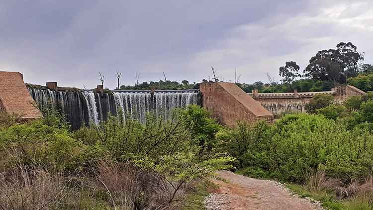 Cradlemoon – Out There Expeditions